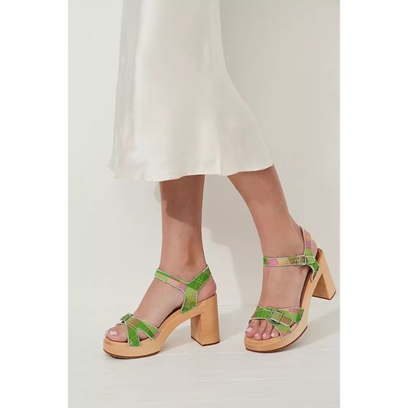 Swedish Hasbeens | Shoes | Swedish Hasbeens Swedish Sky High Clogs ...